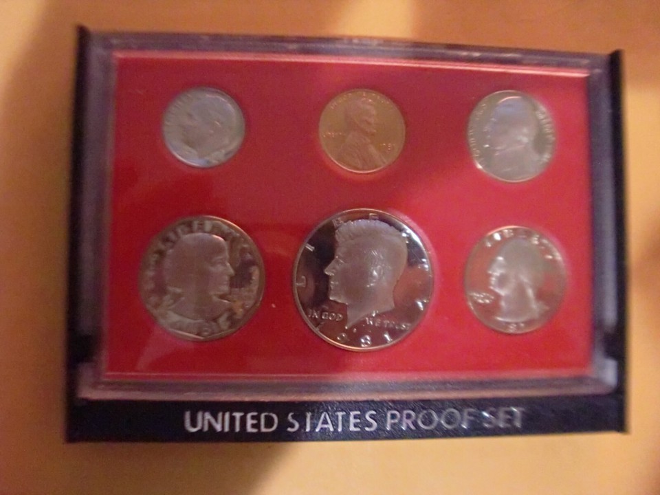 1981-S United States Mint Proof Set Type 2 - Clear "S" Original ...