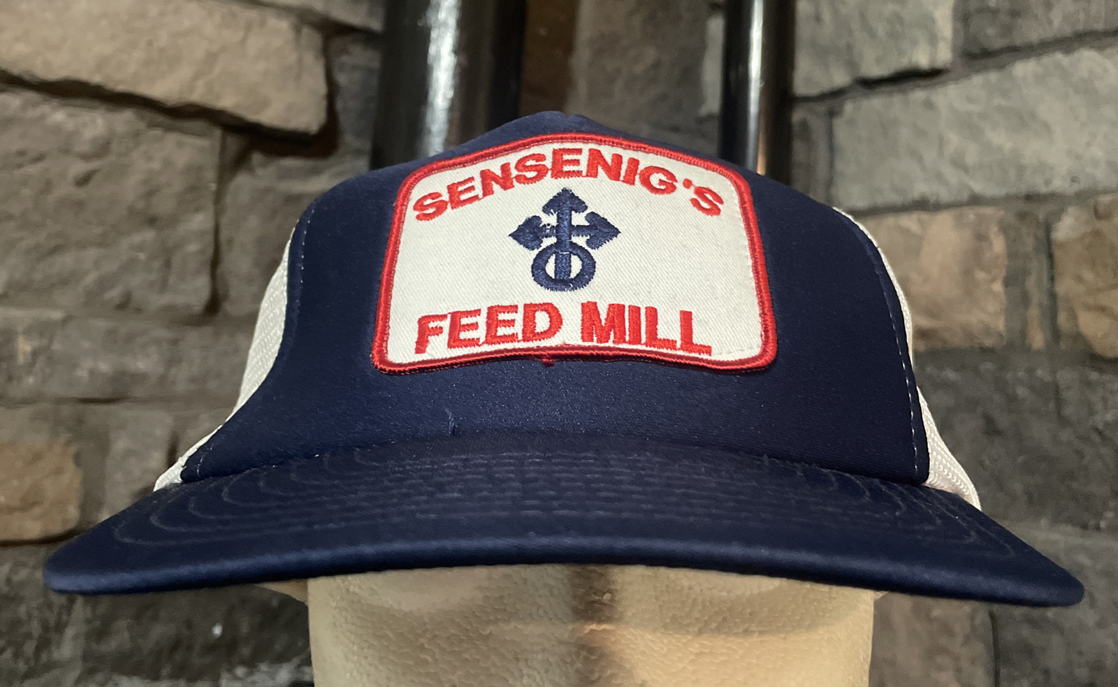 Vintage Sensenig’s patch MESHBACK Feed Mill Snap Bac… - Gem