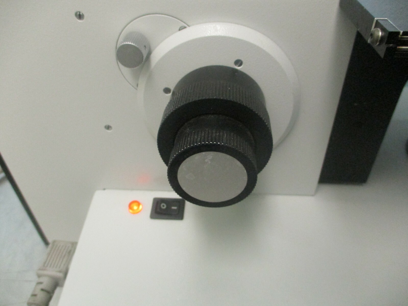 Ernst Leitz Wetzlar Type: 020-448.026 Ergolux Motorized Stage ...