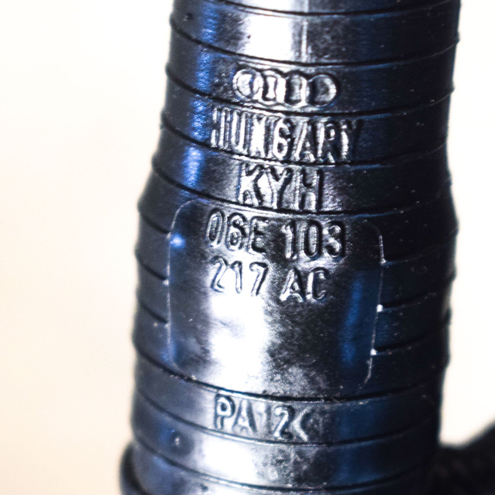 AUDI A5 S5 8T Breather Hose 06E103217AC 3.00 Petrol 245kw 2013 | eBay