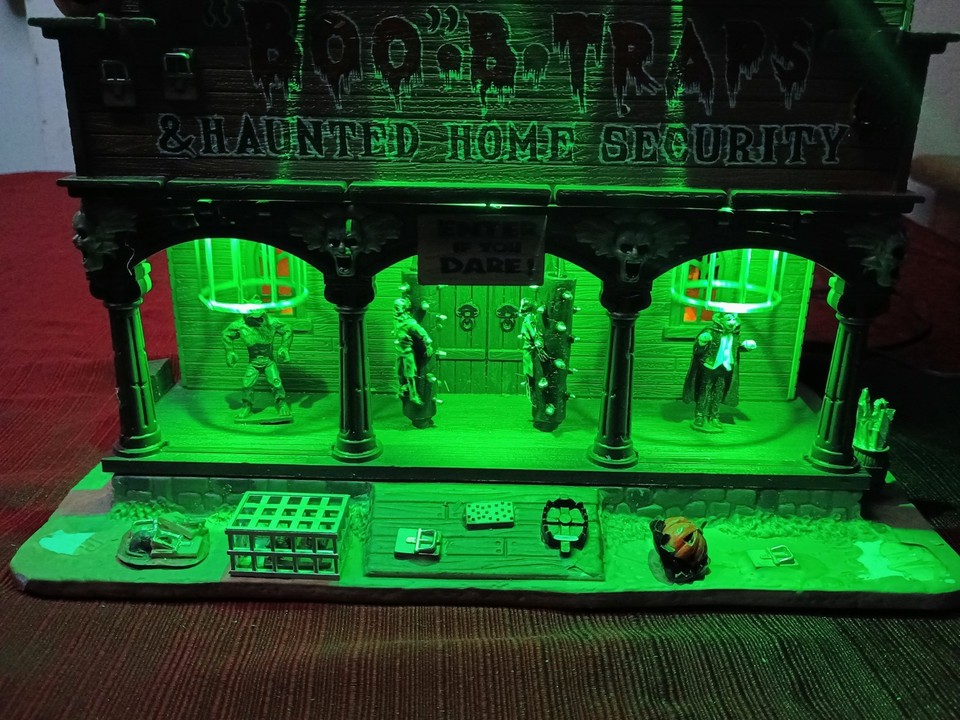 LEMAX 2015 Spooky Town Banshee's Boo-B-Traps Halloween ,Haunted ...