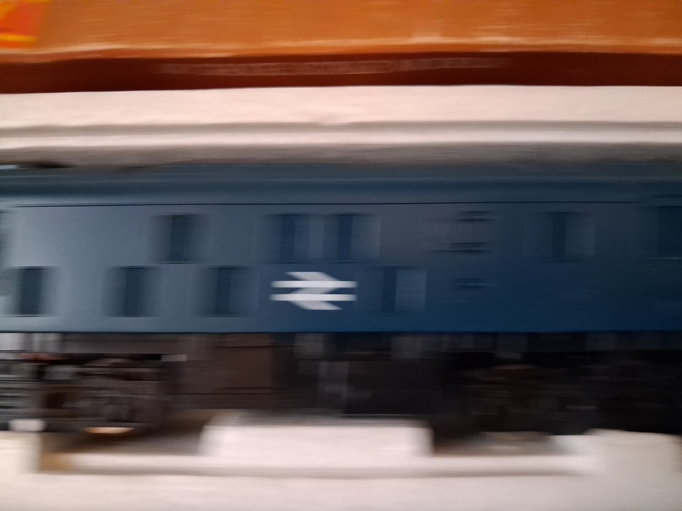 HORNBY R326 BR BLUE CLASS 25 DIESEL LOCOMOTIVE 25241 with LIGHTS BOXED ...