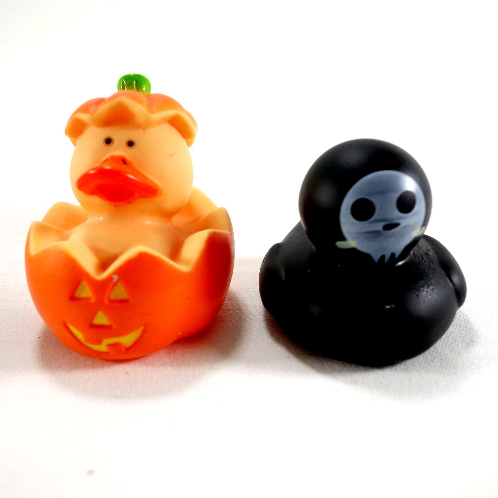 Lot of 6 Halloween Rubber Ducks Set Dracula Witch Frankenstein Ghost ...