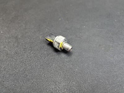 Engine Oil Pressure Sensor 2019 GMC YUKON XL 12637356 2015 2016 2017 ...