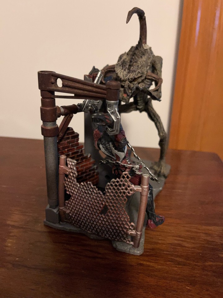 1997 McFarlane Toys Spawn the Movie Spawn Alley Playset | eBay