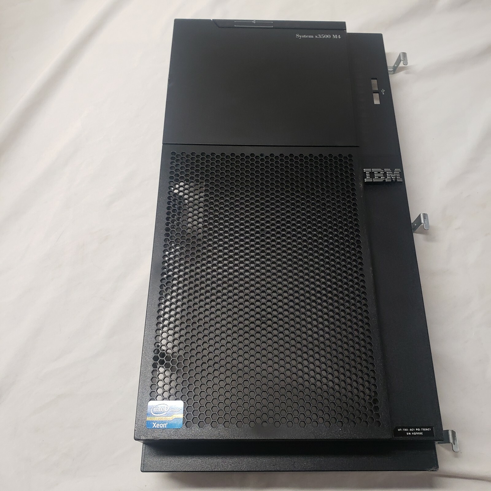IBM FRONT BEZEL TOWER X3500 M5 94Y7729 includes 26K7332 Grade A with ...