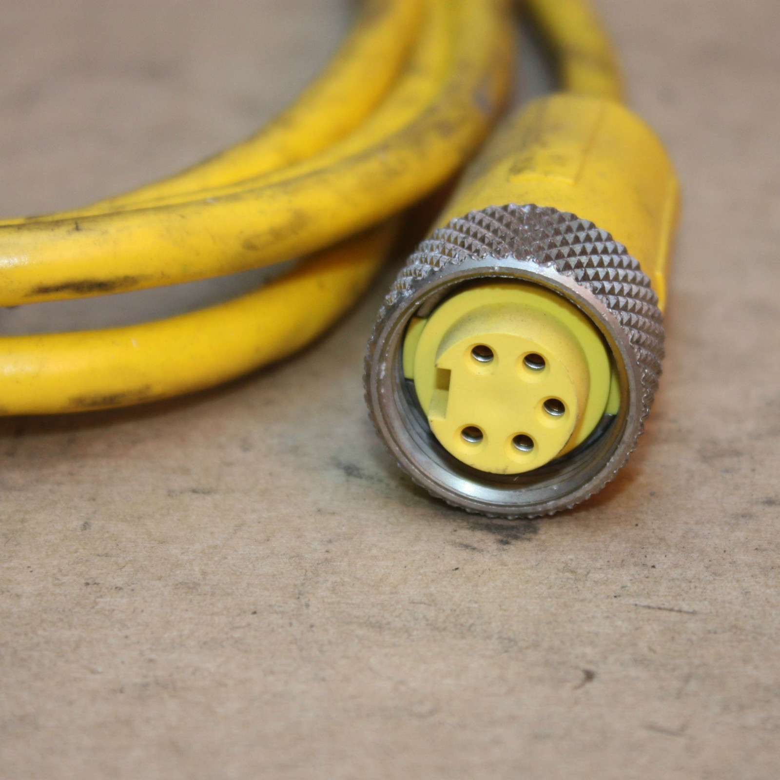 BANNER 37442 QDC-515C Machine Guard Light Curtain CABLES AWM STYLE 2517 ...