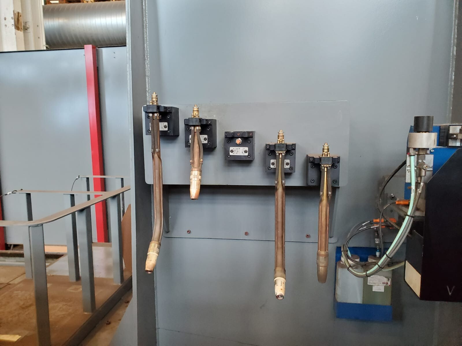 FANUC Robot ArcMate 120iC Welding Robot, R30iB 40m Dual Gantry ...