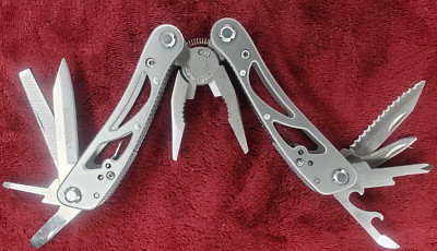 🔪 Winchester Winframe Knife Pliers Cutters Screwdriver Multi-Tool 22 ...