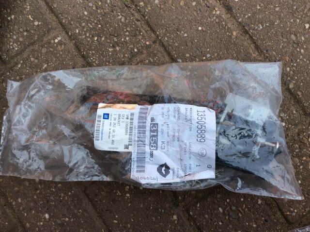 Genuine Vauxhall Insignia Mokka Rear Door Handle Carrier 13505889 for ...