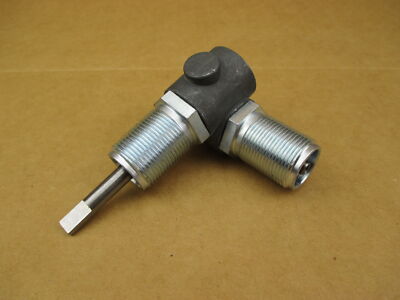 TACHOMETER TACH DRIVE ADAPTER FOR IH INTERNATIONAL 3388 3488 3588 3688 ...