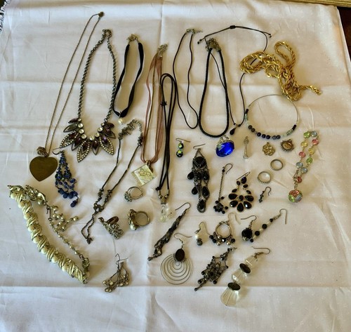 Vintage Lot Damaged/Broken Jewelry Rhinestones/Charms/Gems | eBay