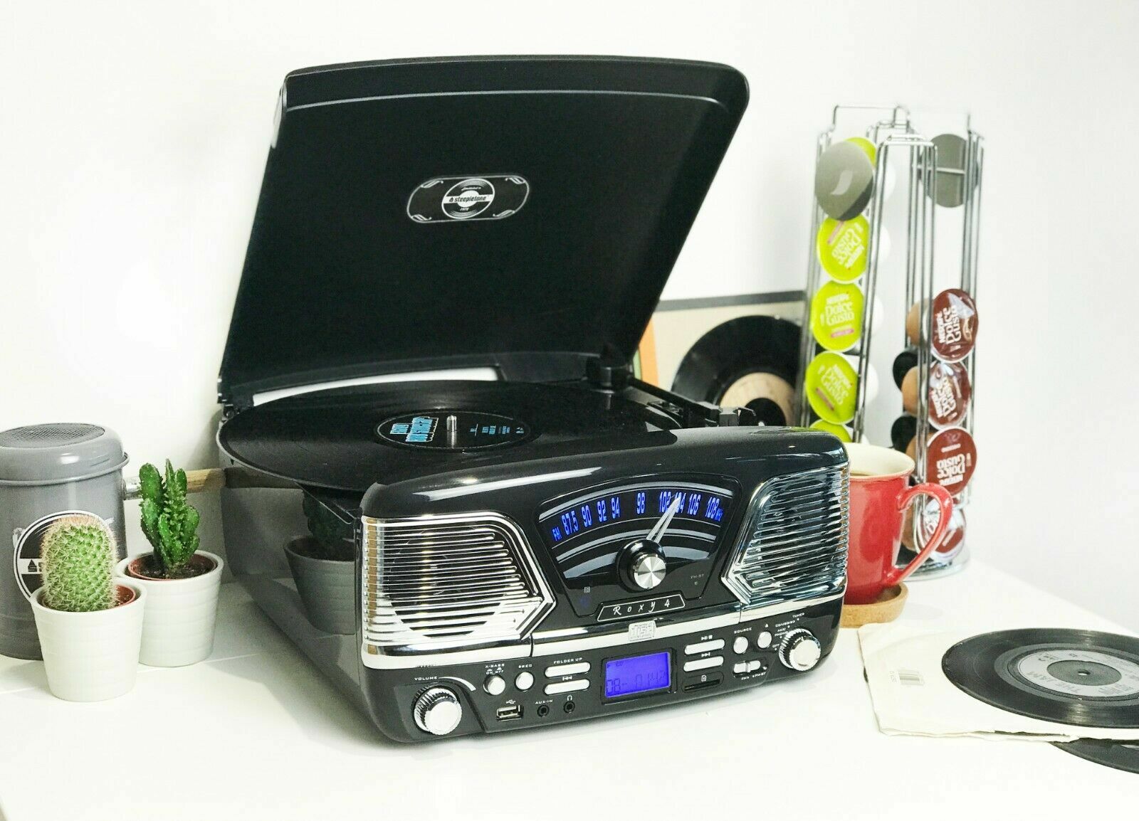 Steepletone Roxy 4 60’s Style Music Centre with Turntable - Red online ...