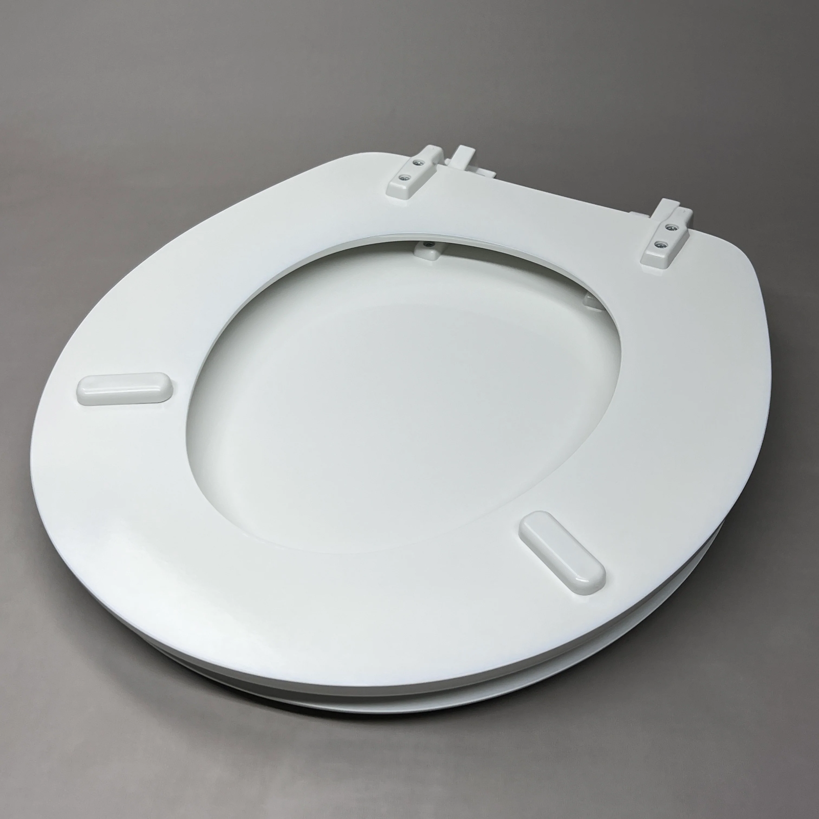 XM30TM Bemis White Closed Front Toilet Seat With Cover Round Wood Seat ...