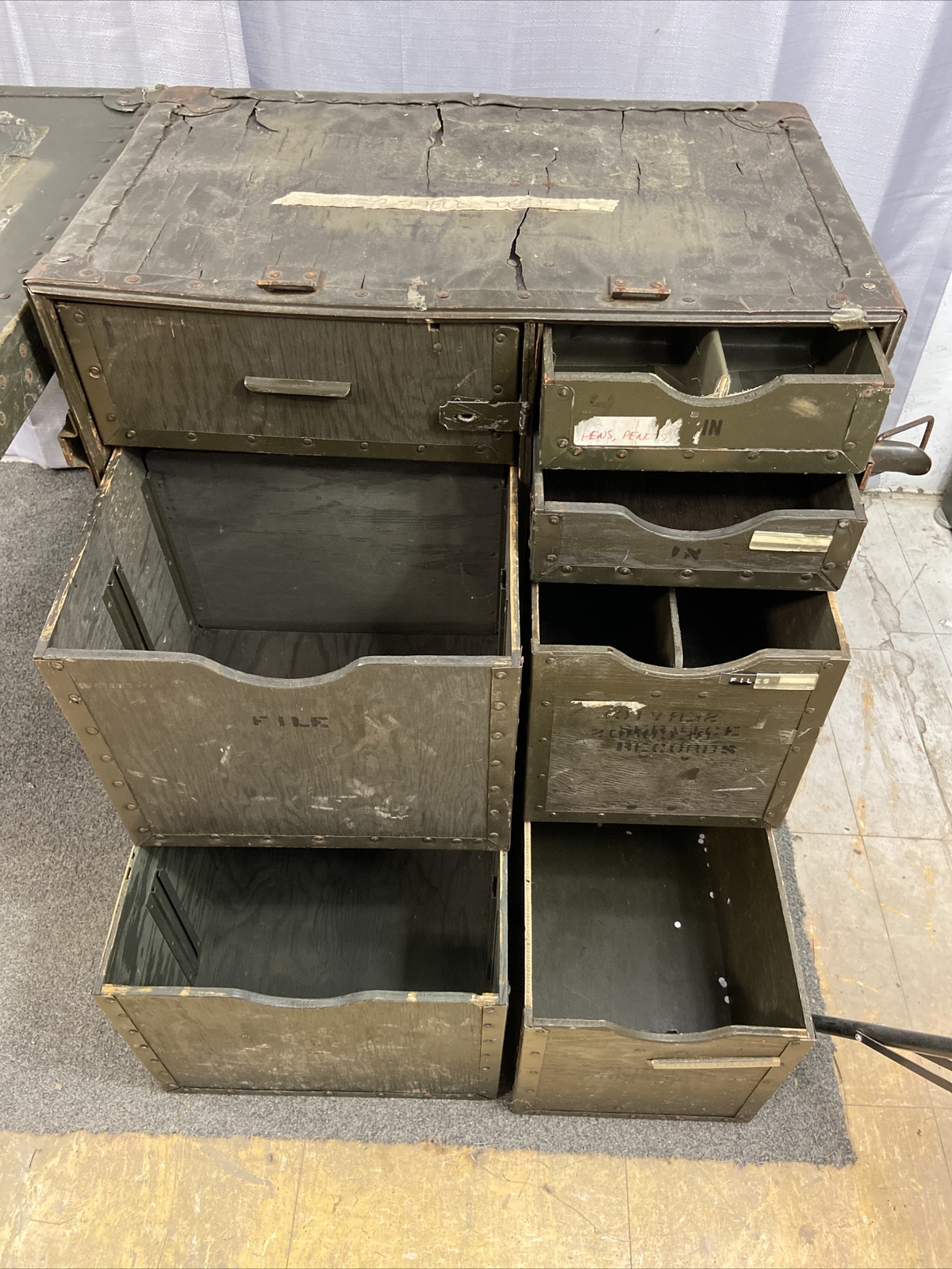 Genuine US Military Portable Mobile Field Desk, Lockable NSN: 7110-00 ...