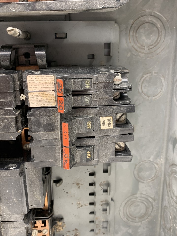 Federal Pacific Stab-Lok Electrical Panel Box with NA2100 100A Main ...