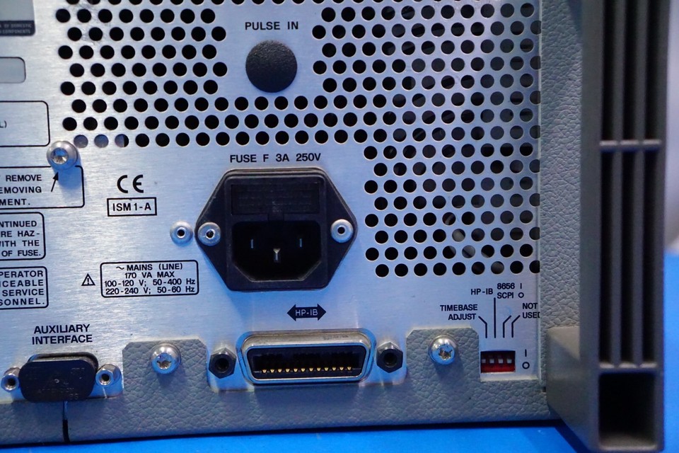 HP 8648C Synthesized RF Signal Generator, 9 kHz to 3200 MHz | eBay