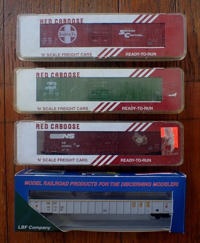 N SCALE FREIGHT CARS santa fe burlington nothern norfolk southern csx ...