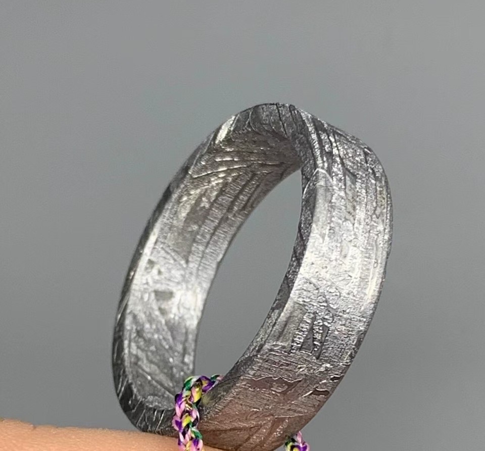 Muonionalusta meteorite ring Meteor Wedding Ring size:10 (Ring support ...