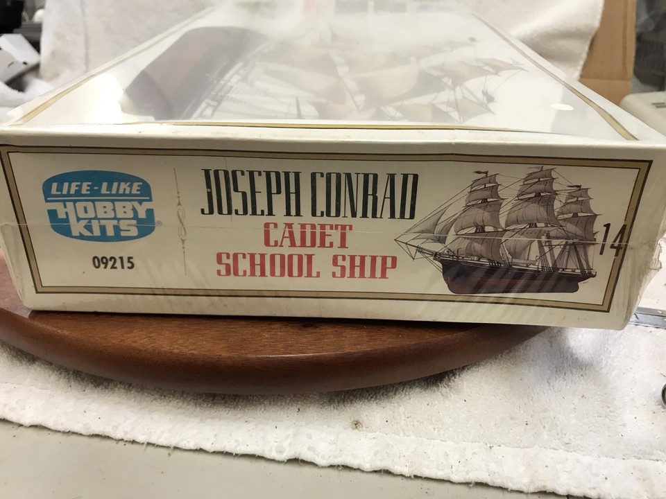 life-like hobby kits 09215 Joseph Conrad Cadet School Ship Model (F75 ...