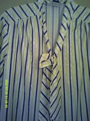 Ladies Cape Cod Brand Blouse, size 20. Short sleeves, collar, tie at ...