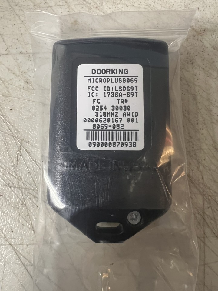 DOORKING 8069-082 MicroPLUS 1 Button AWID PROXmitter Remote DKS 318MHZ ...