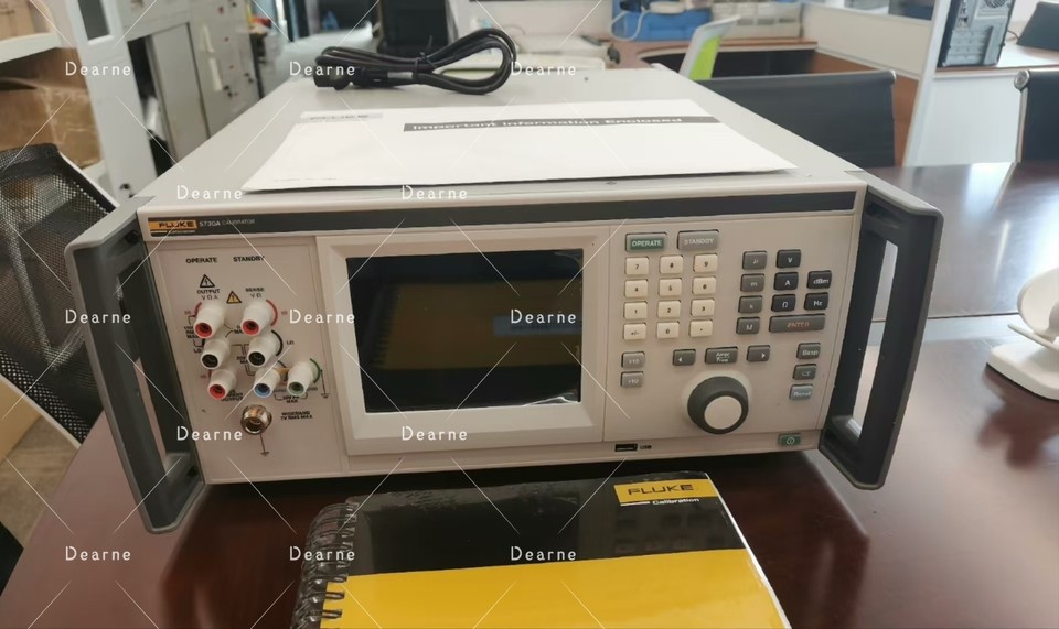 FLUKE 5730A High Performance Multifunction Calibrator | eBay