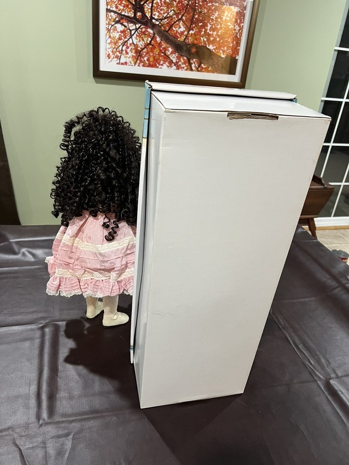 Antique Vintage COURT OF DOLLS --KELLY | eBay
