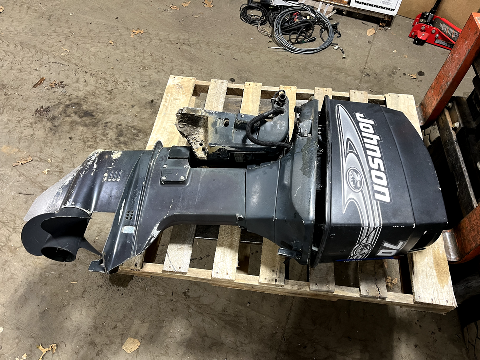 2001 Johnson 70 hp Carb 2-Stroke 20" Outboard Boat Motor Evinrude Prop ...