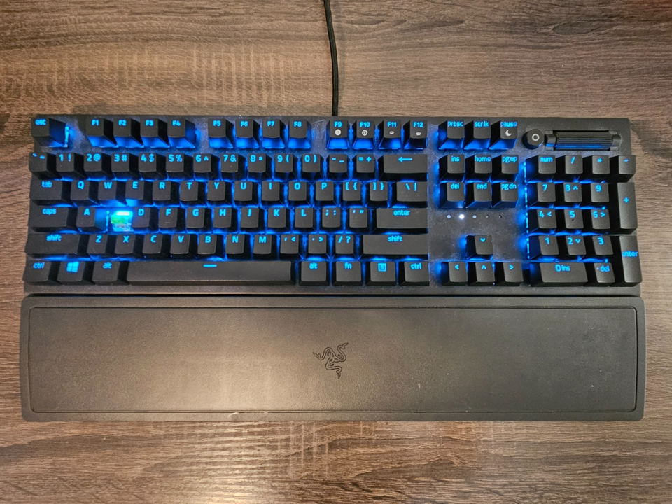 heroic bundle razor BLACKWIDOW v3 keyboard and DEATHADDER v2 pro mouse ...