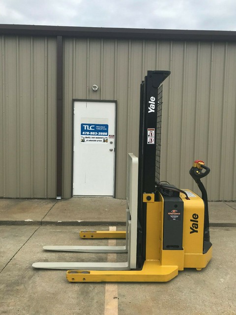 Yale Msw040 2000lbs Walk Behind Forklift Walkie Straddle Stacker 130 ...