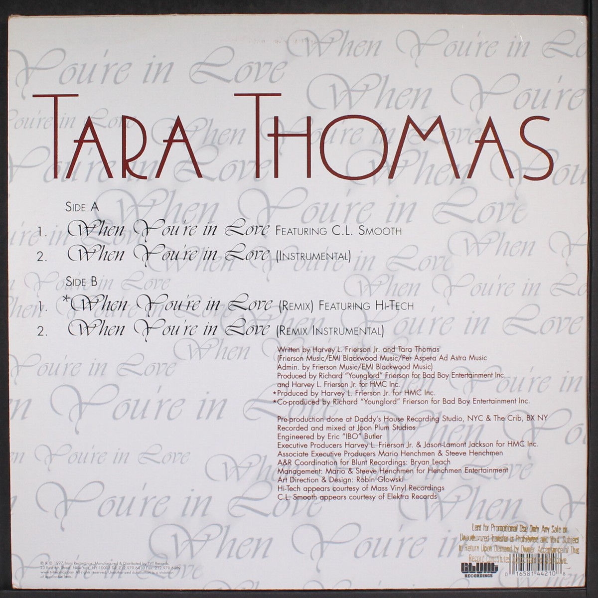 Tara Thomas What's In My Loft?: Tara Thomas And Gary Callahan Show Off