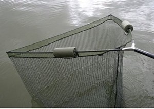 42" Inch Large Carp Pike Fishing Dual Landing Net With 2 Net Floats NGT ...