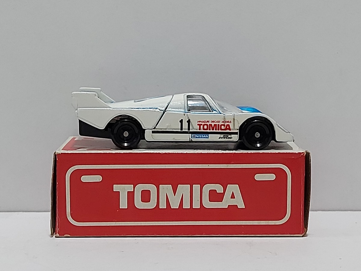 Tomica Logo