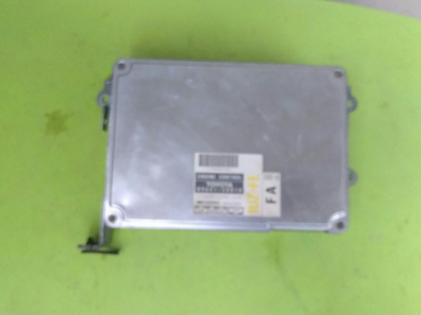 90 91 92 LEXUS LS400 ENGINE ECM ELECTRONIC CONTROL MODULE 89661-50010 ...