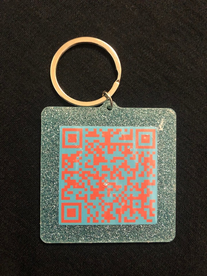 Taylor Swift The Life Of A Showgirl NYC Shopify Pop-up Swag - QR code ...