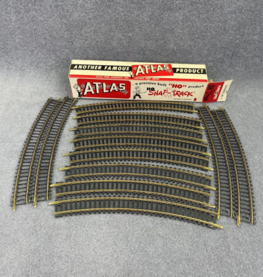 Atlas HO Scale #33 18" Radius Snap Track 12 Sections | eBay