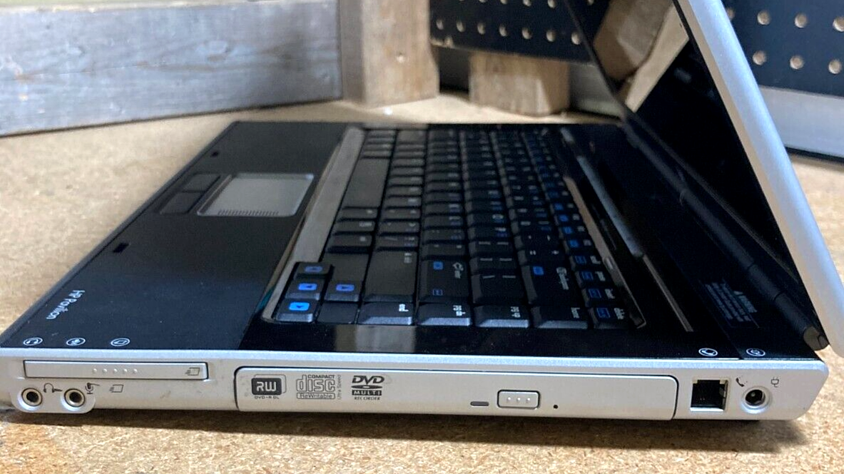 HP Pavilion dv5000 15.5" No RAM No HDD No OS FOR PARTS/NOT WORKING READ ...
