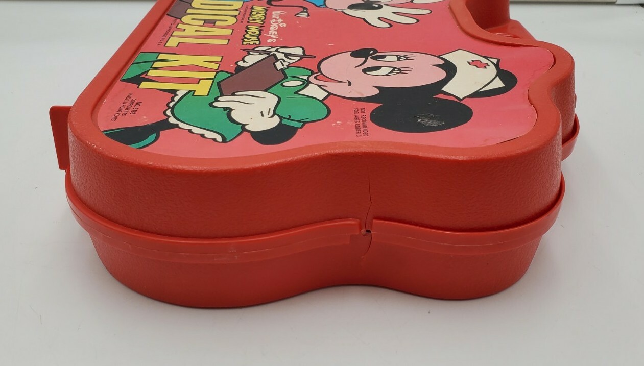 MICKEY MOUSE 1978 WALT DISNEY MEDICAL KIT FOR YOUNG DOCTORS AND NURSES ...
