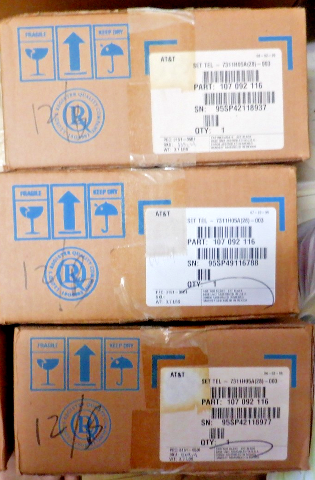 Lot of 11 ea. AT&T Avaya Lucent Partner MLS-12 Office Phones + Handsets ...