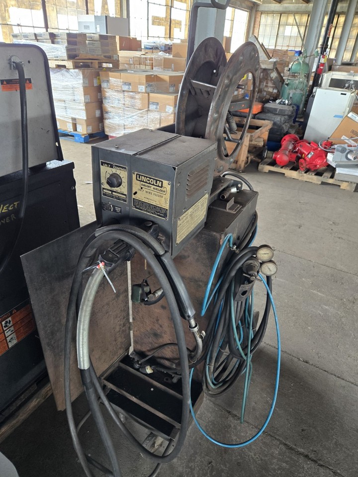 Airco Aircomatic Welding Machine CV-450 w/ LN-7 Wire Feeder - FREE ...