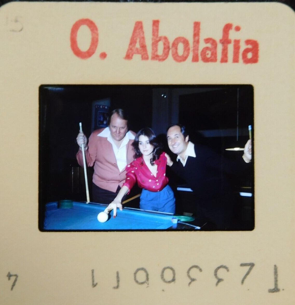 OA16-154 1980s Singer Neil + Dara Sadaka Orig Oscar Abolafia 35mm COLOR ...