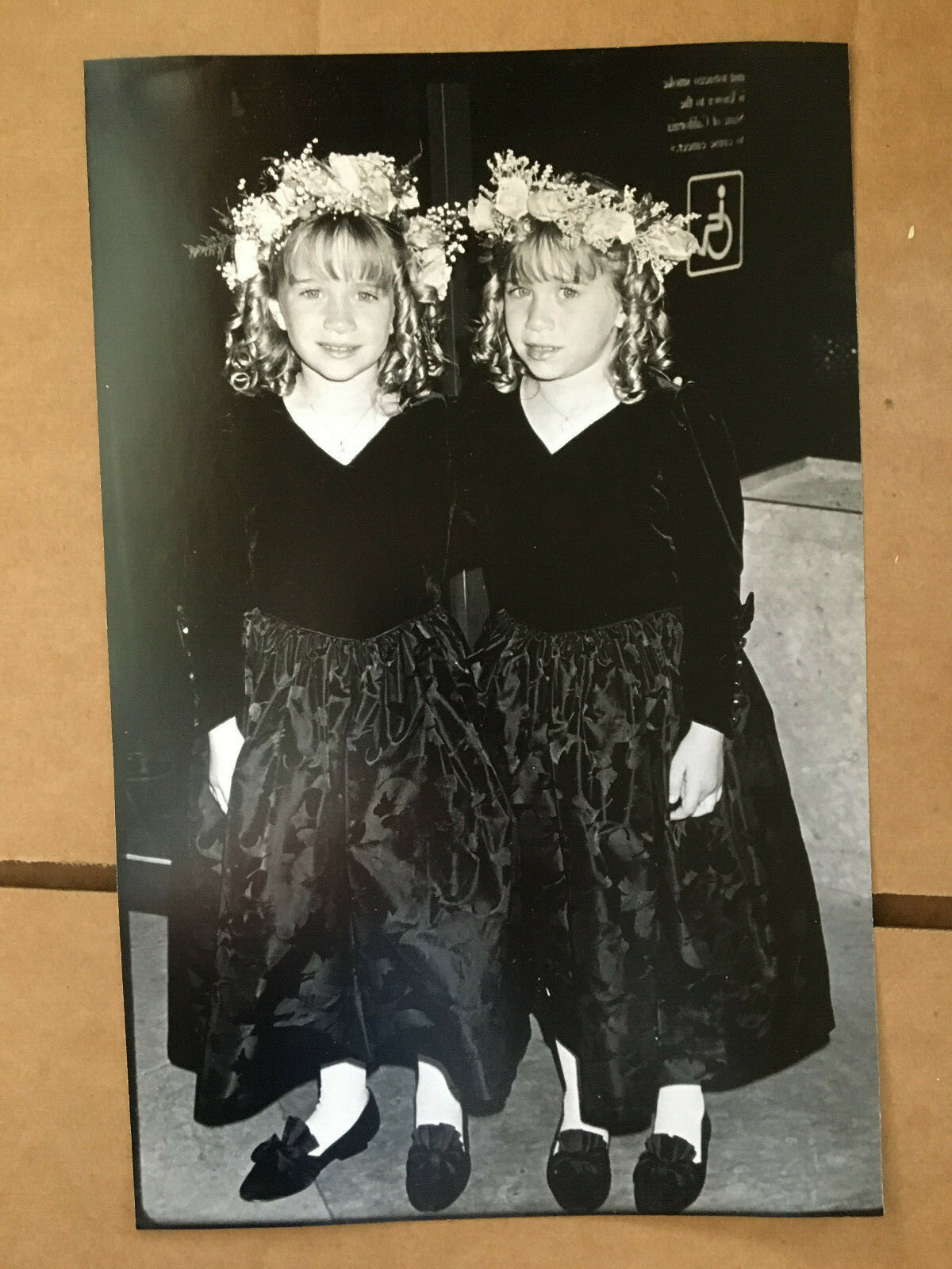 Mary Kate And Ashley Olsen 1994