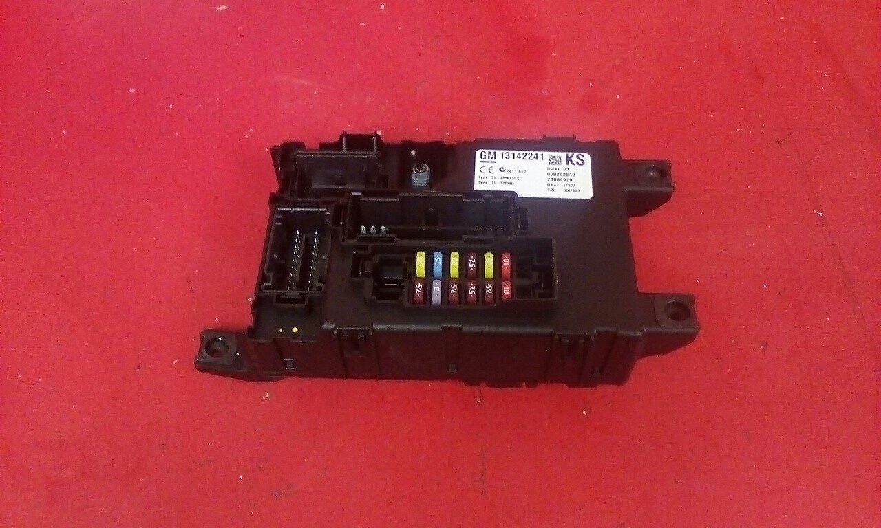 VAUXHALL CORSA D BCM BODY CONTROL MODULE 13142241 KS TECH2 RESET 2006 ...