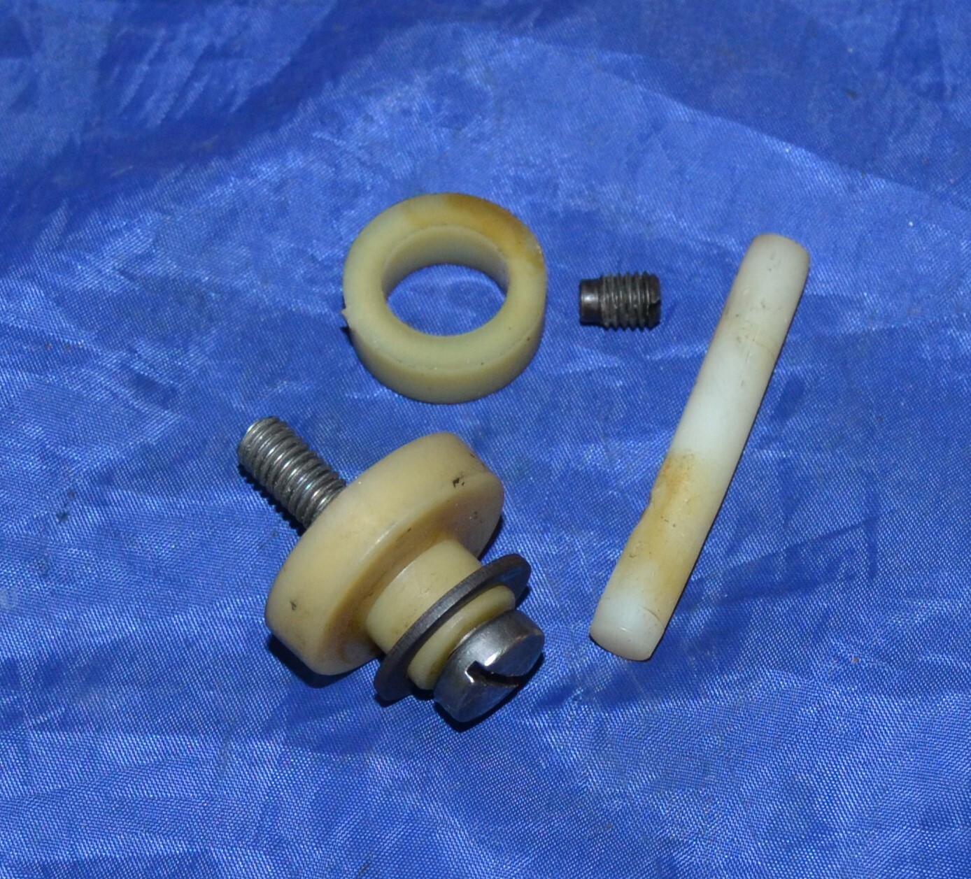 MOTOR MOUNT PARTS SINGER 457 STYLIST SEWING MACHINE ORIGINAL PART NICE ...