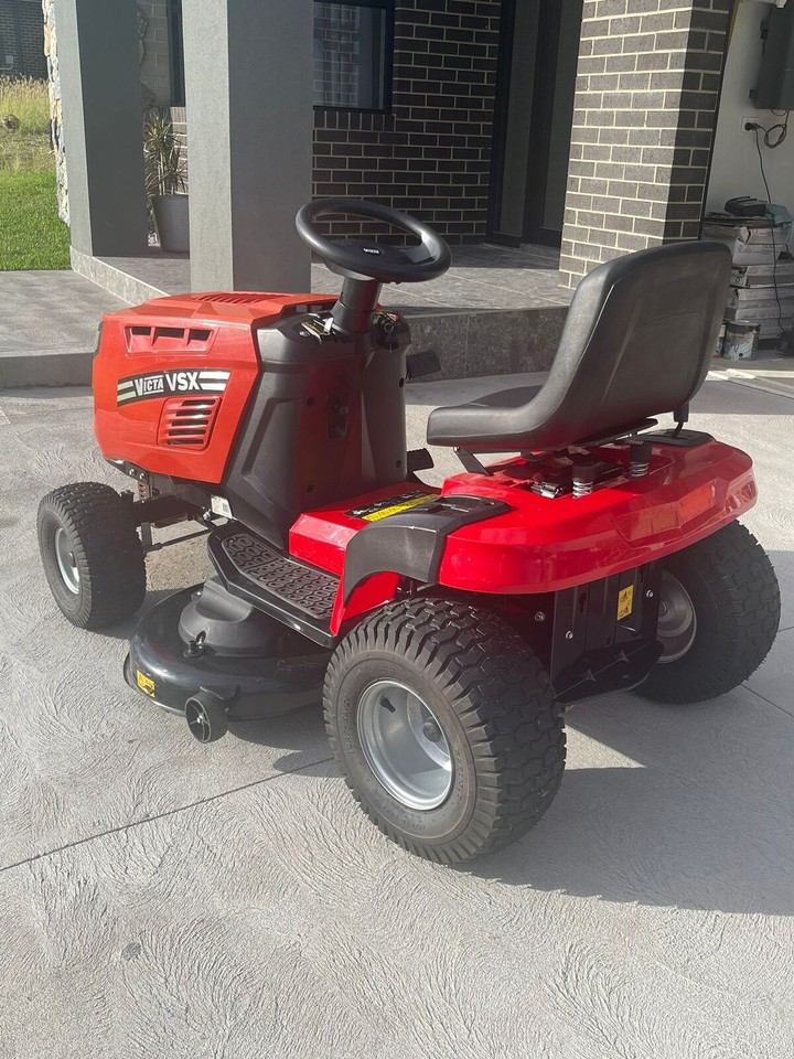 Victa Ride on Mower VSX 17.5/42 Briggs & Stratton EXi Series OHV | eBay ...