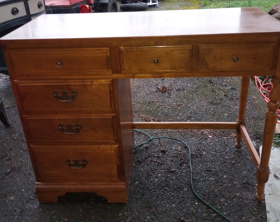 Kling Student Desk | eBay