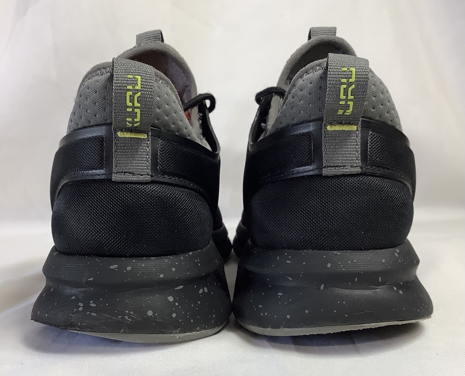 rare KURU ATOM CLOUD Jet Black Citron Athletic Sneake… - Gem