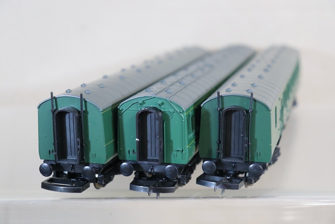 LIMA 205146 BR GREEN CLASS 117 DMU DIESEL LOCOMOTIVE 3 CAR SET MINT ...