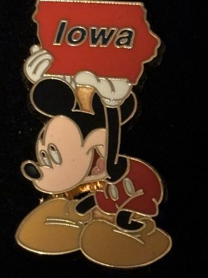 Disney Pin Mickey Mouse 2002 12 Months of Magic DS State Shape Iowa | eBay
